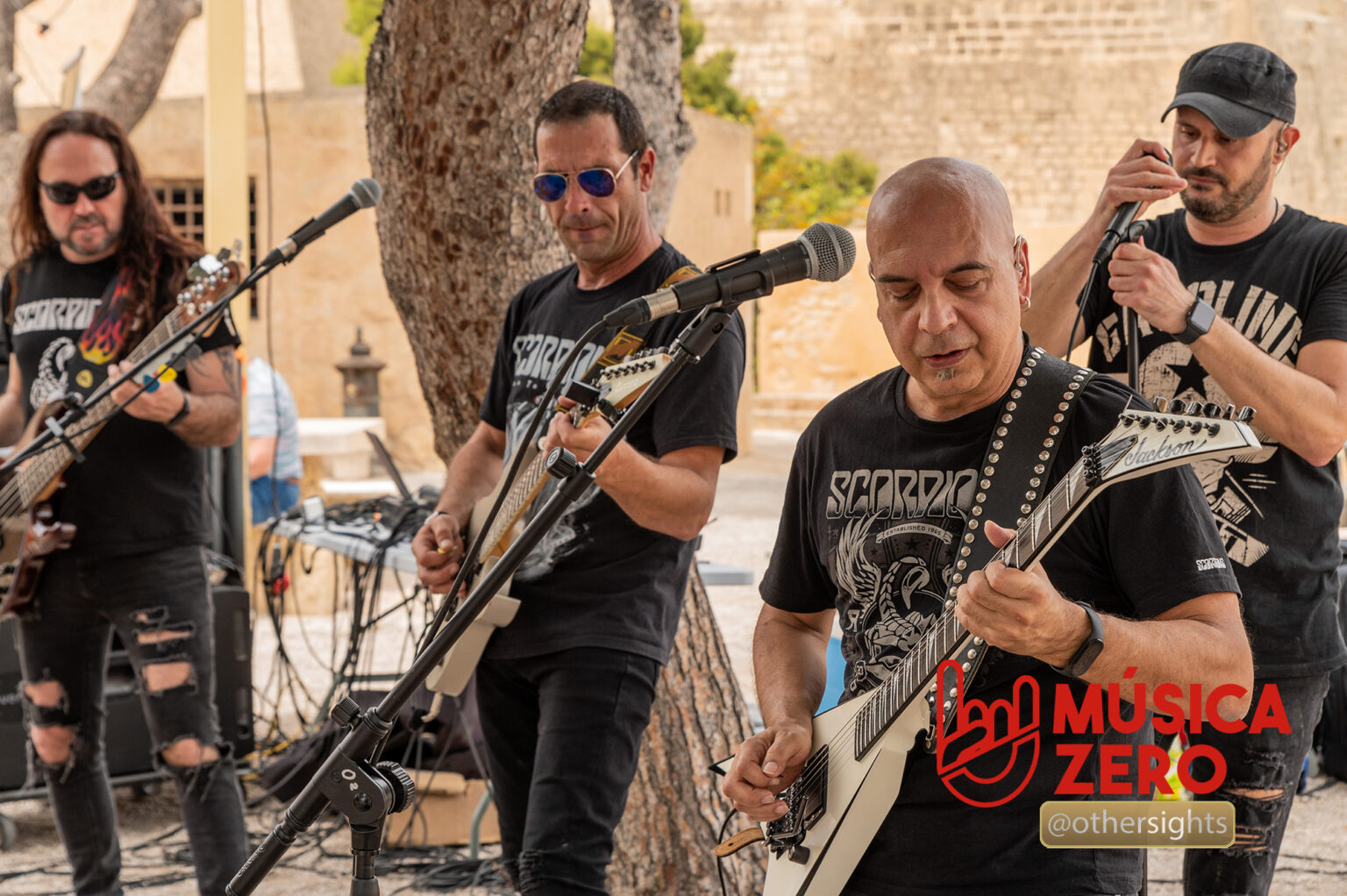 Hurricane en el Castillo de Santa Bárbara [Crónica] - Música Zero